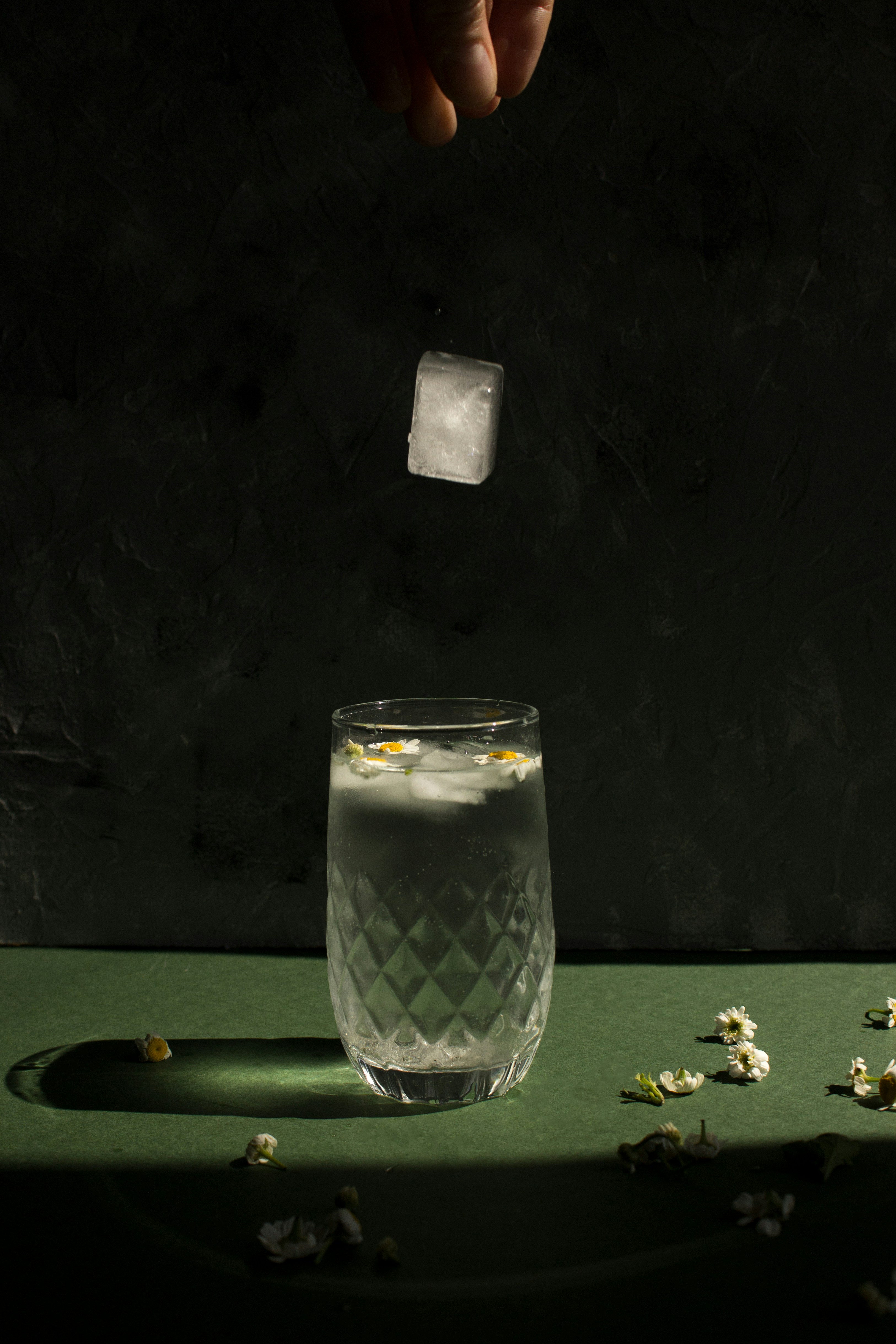 Why Clear Ice Is Better Than Cloudy: It's Cocktail Science For The Win